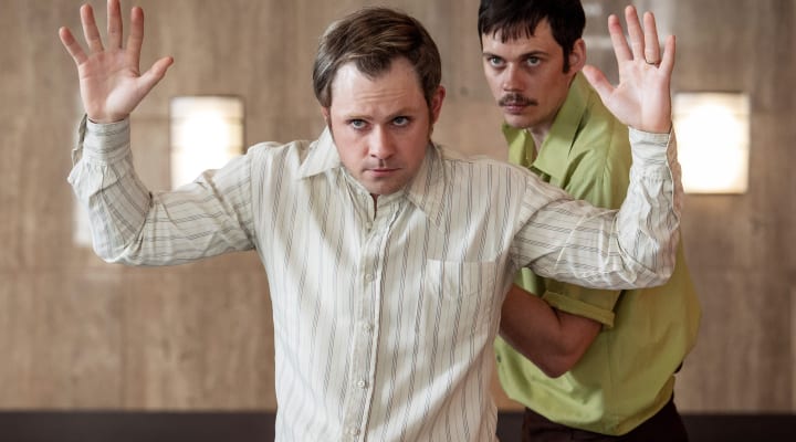 Dead Man's Wire movie showtimes at an AMC Theatre near you.