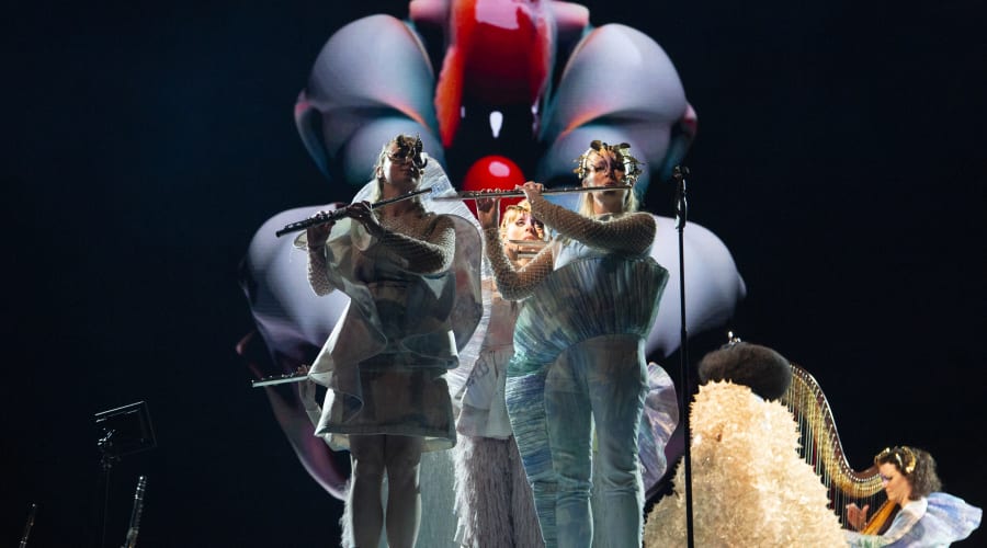 Bjork: Cornucopia movie showtimes at an AMC Theatre near you.